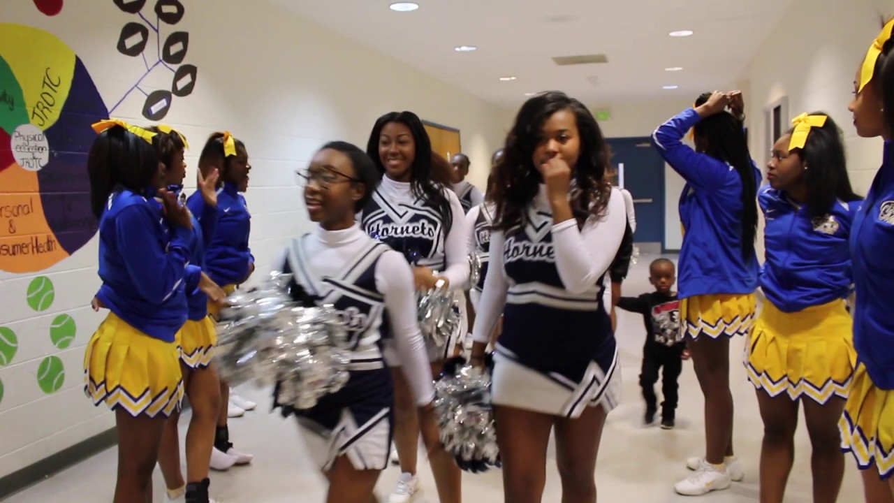 DHS Cheerleaders Season 1 Episode 10 - YouTube