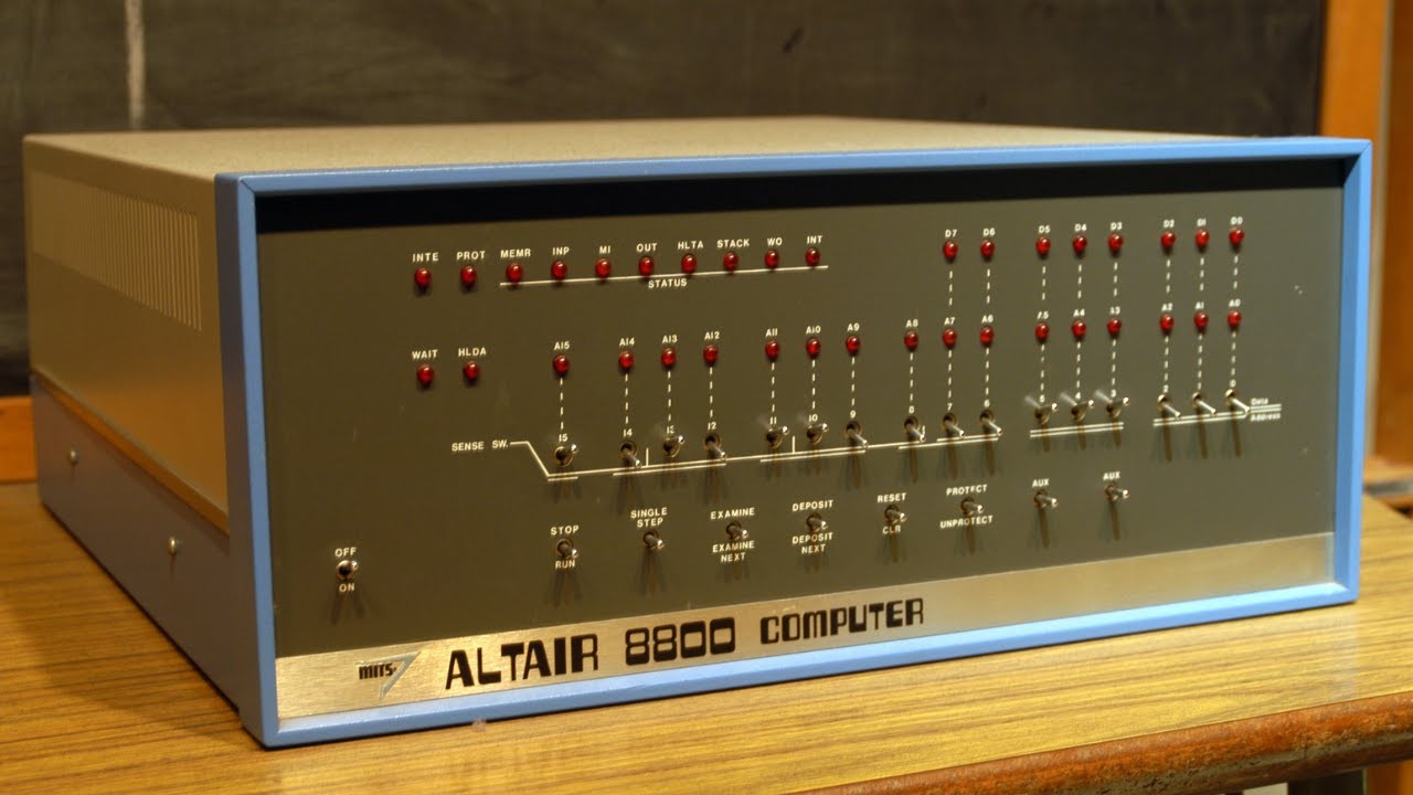 This is The First Commercially Successful PC: The Altair 8800 - YouTube