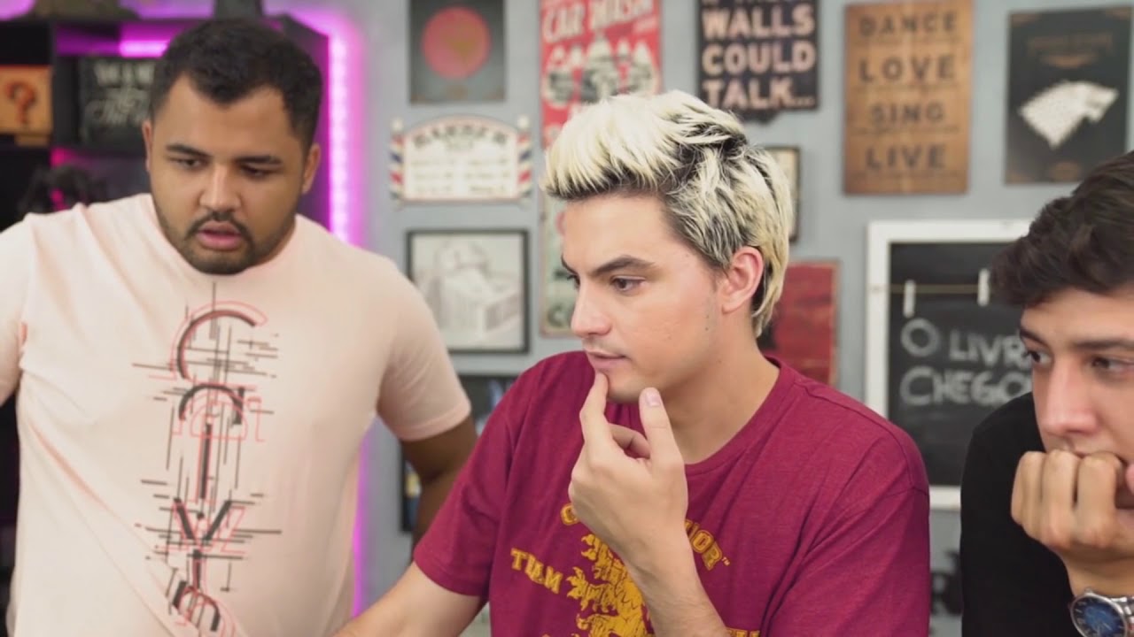 Felipe Neto doa 3 mil reais para uma streamer que esta com cancer - YouTube