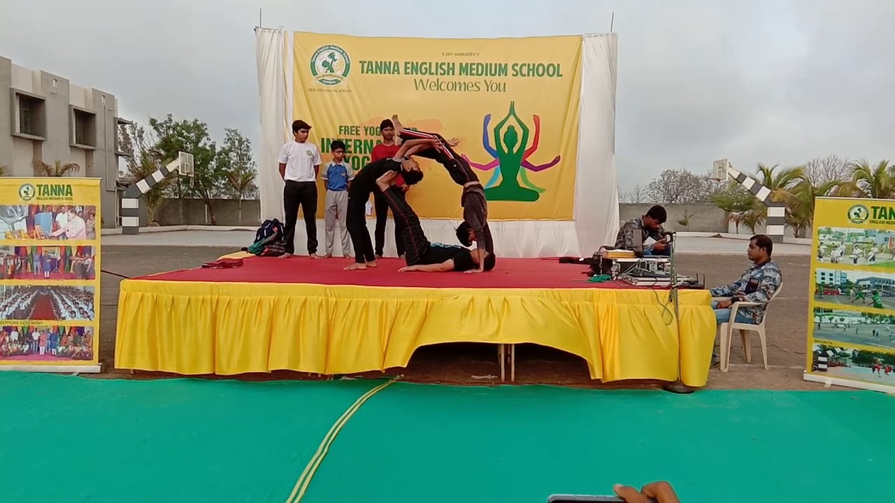 YOGA DAY (2) - YouTube