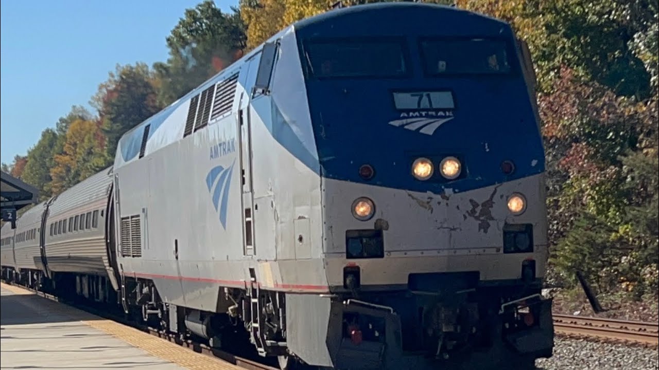 Amtrak #71 going northbound passing through Lorton VRE - YouTube