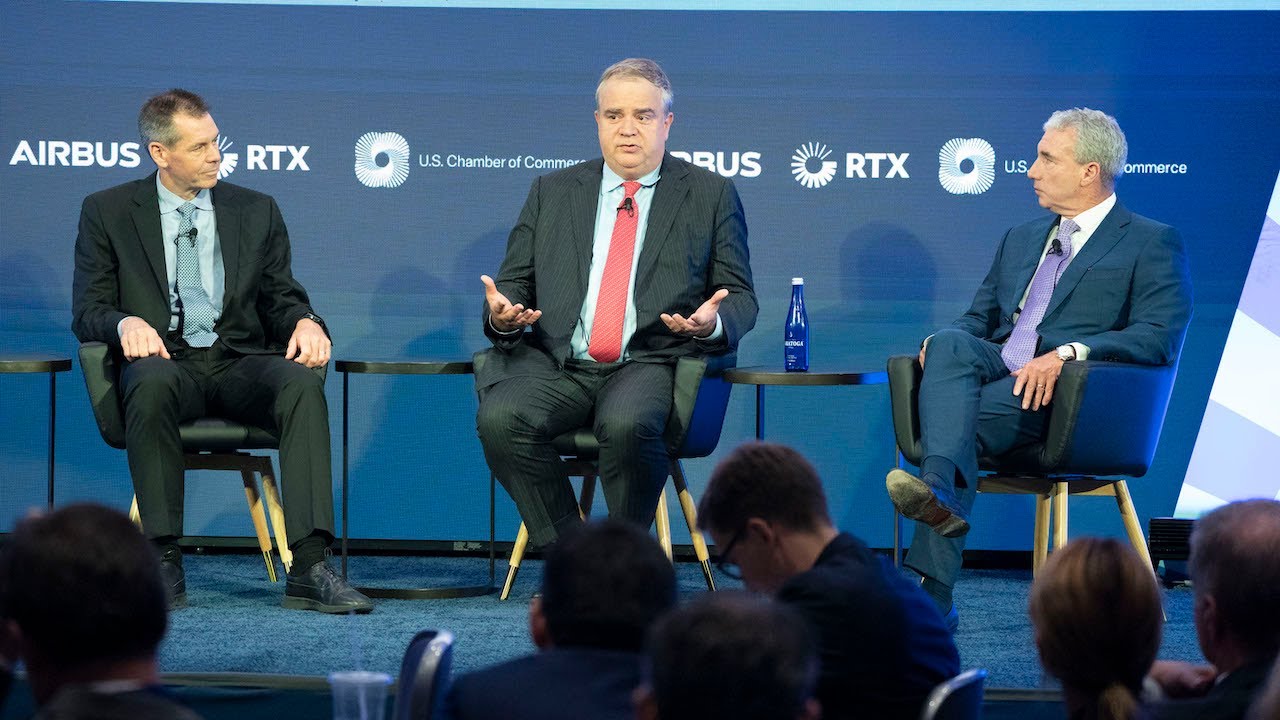 Top Airline CEOs on the Future of Commercial Aviation - YouTube