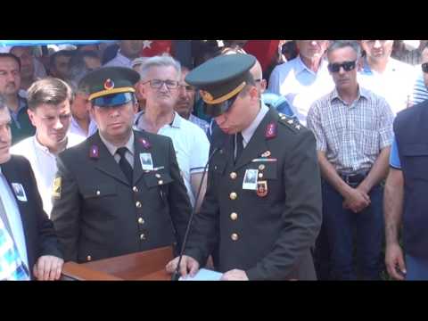 SARUHANLI ŞEHİDİNİ UĞURLADI