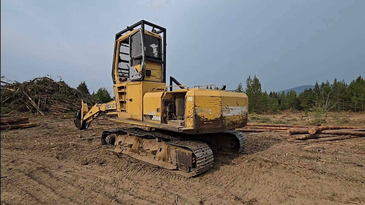 Gypo owned john deere 690 log loader - YouTube