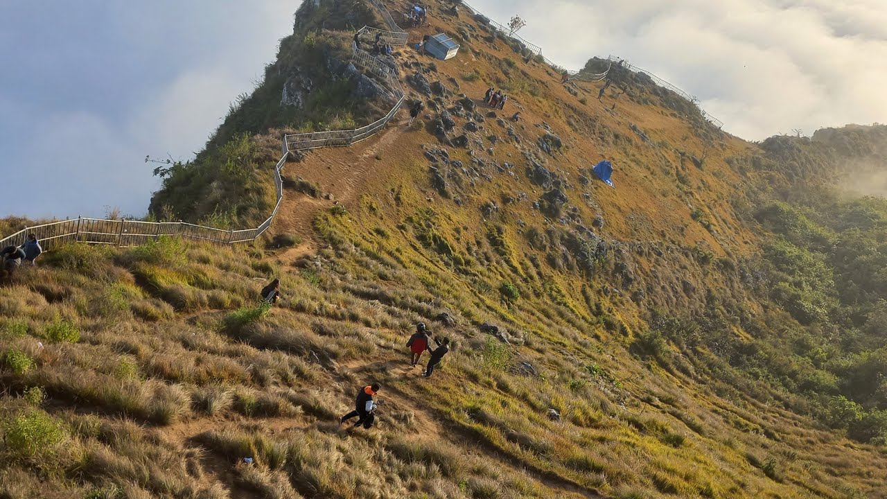 Manungkot vlog - YouTube