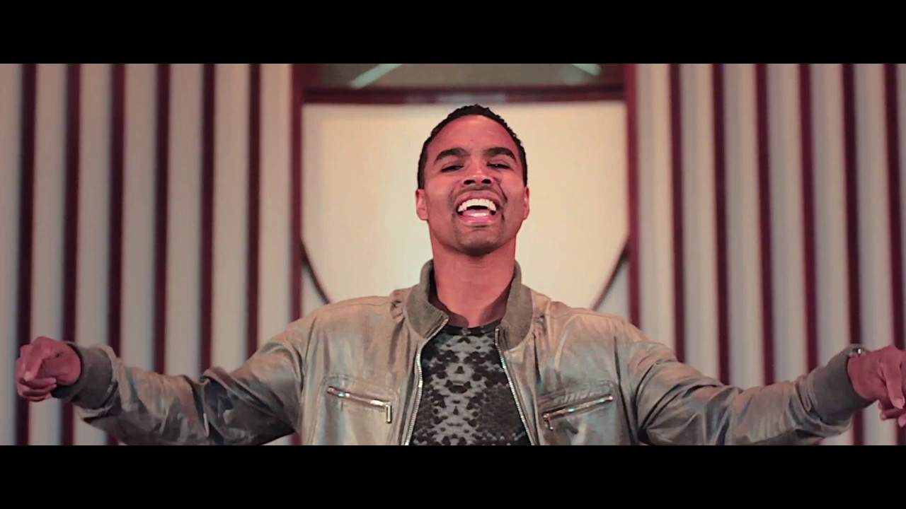 Bobby Newt - Delivered - YouTube