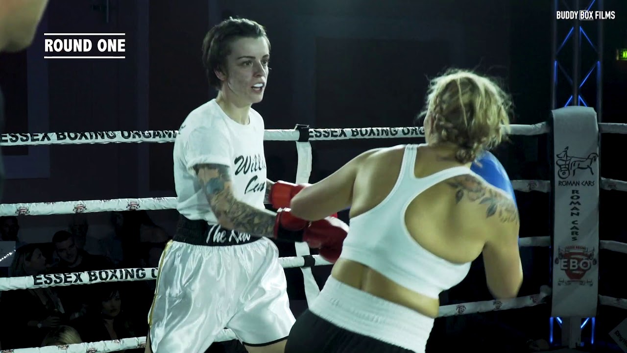 06 Emma Taylor vs Kim Howard - YouTube