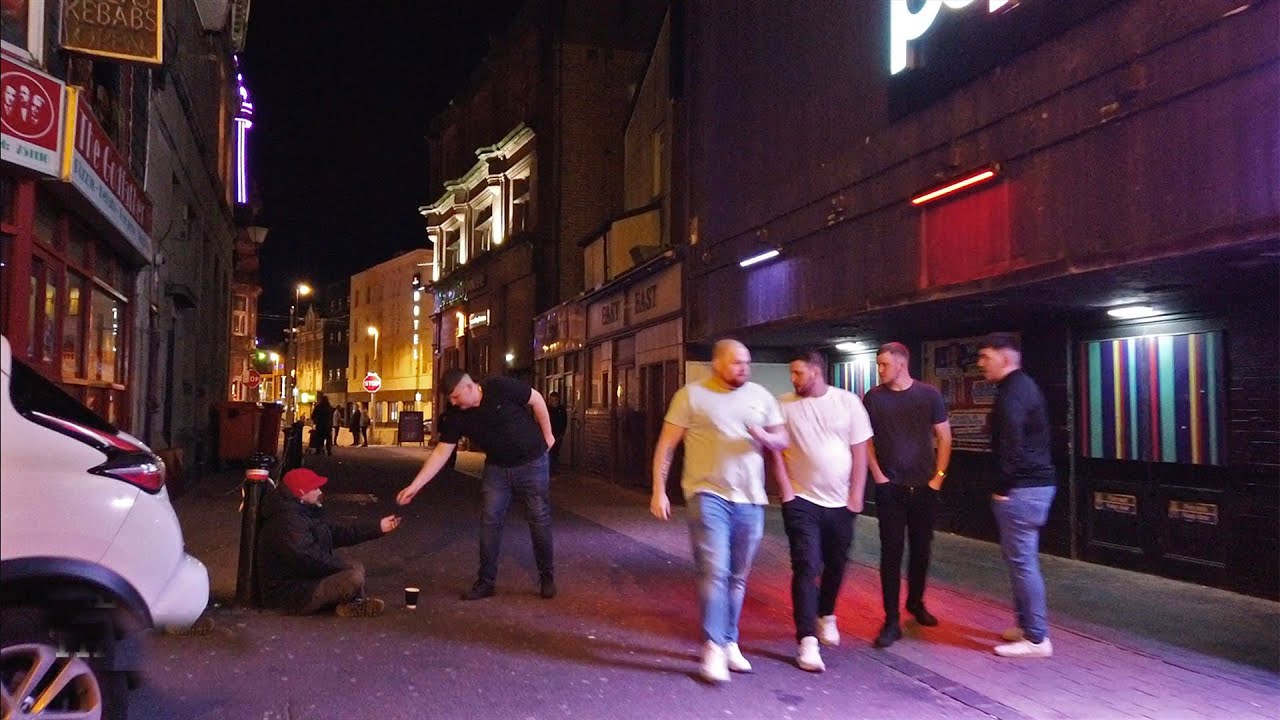 Blackpool Nightlife & Red Light District April 1st - YouTube