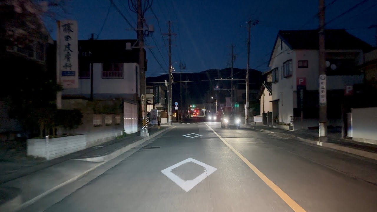 Passing through Otsuka Town towards Miyakitadori Street in Gamagori ...