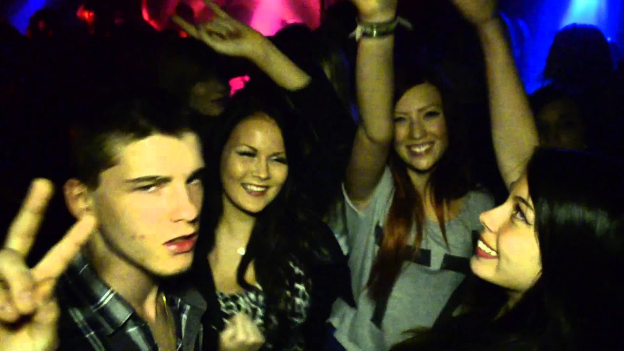 SKINS PARTY! @ HELSINKI w/ FREDDIE & JJ - YouTube