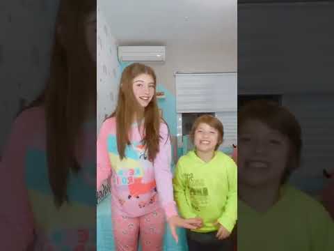 Noite animada por aqui… quem mais ta com essa música na cabeça ?