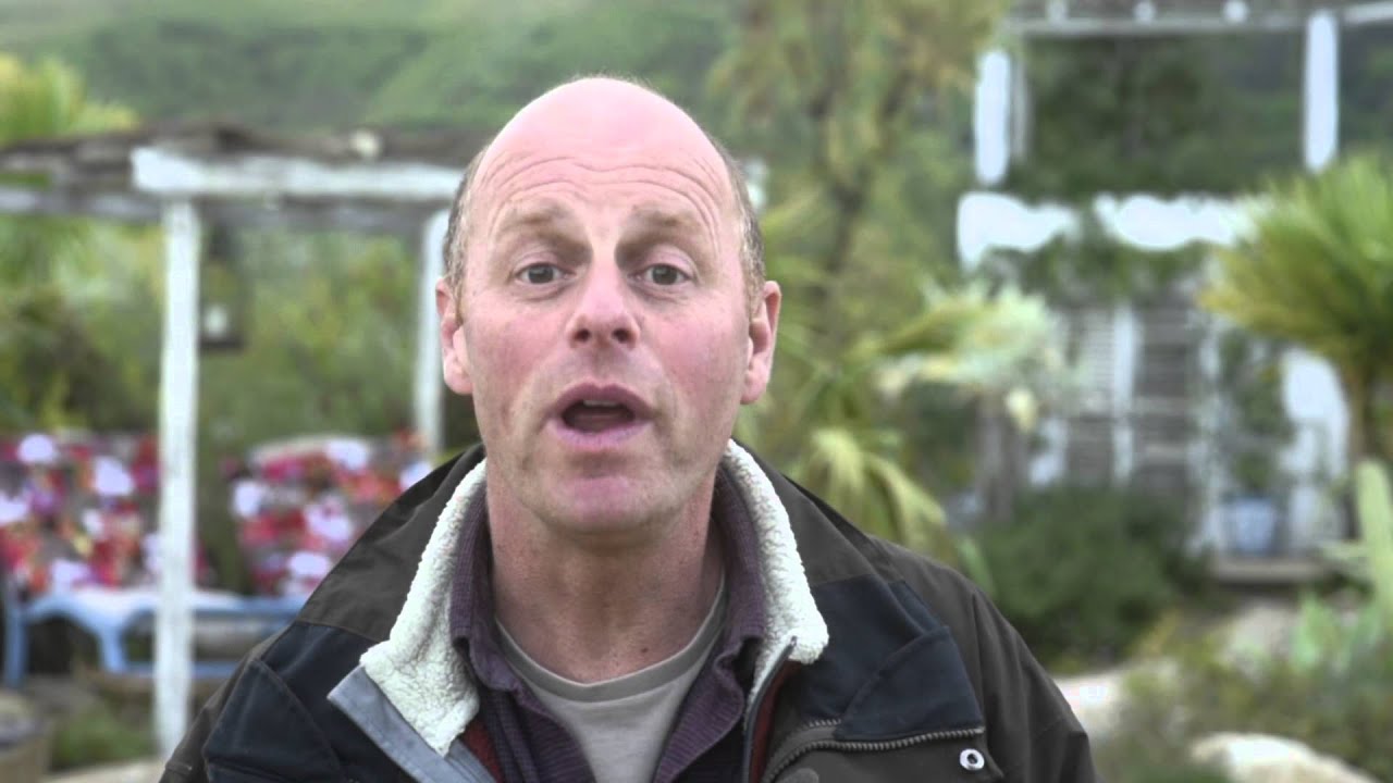 BBC Gardeners' World Live 2014 - Joe Swift - YouTube