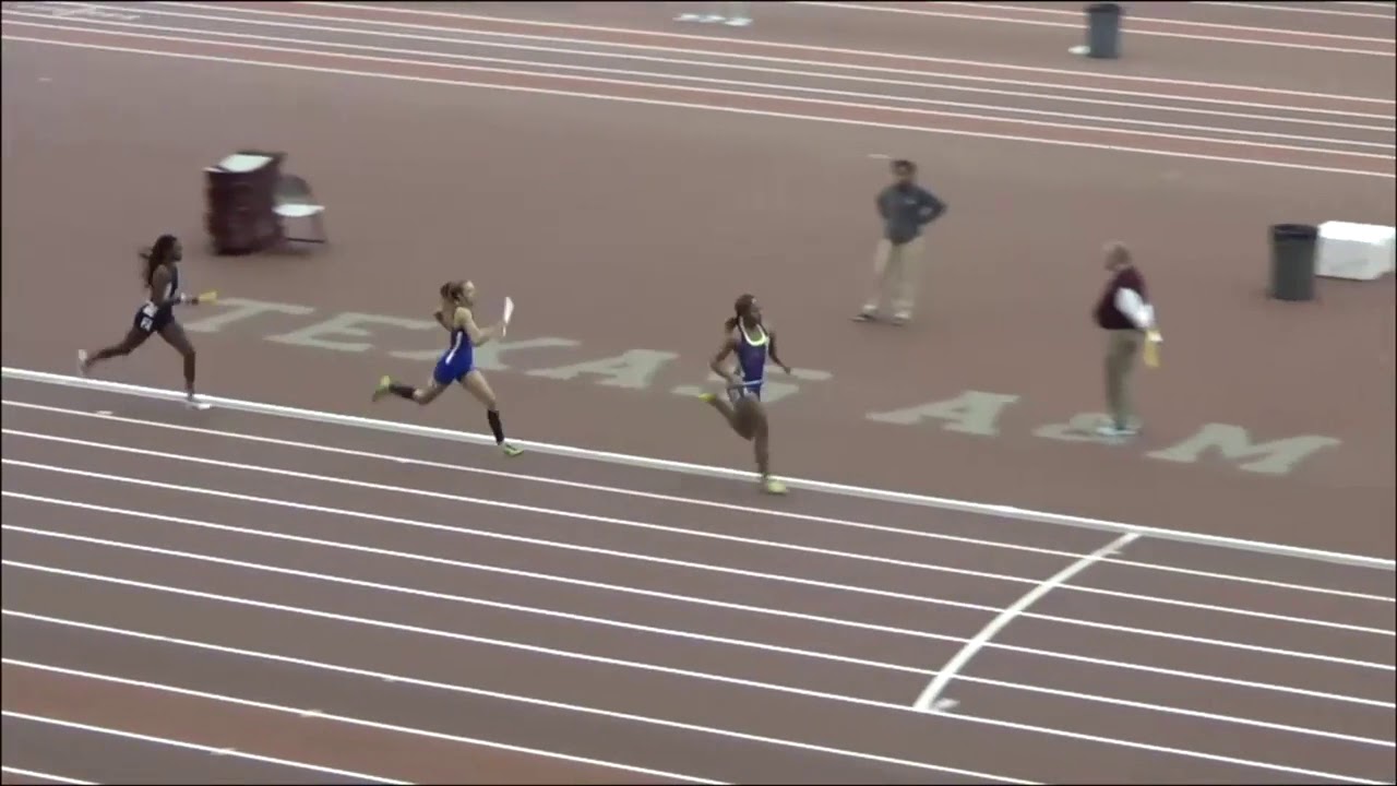 Tasty Race: Bailey Lear Texas A&M 4x400m Showdown - YouTube
