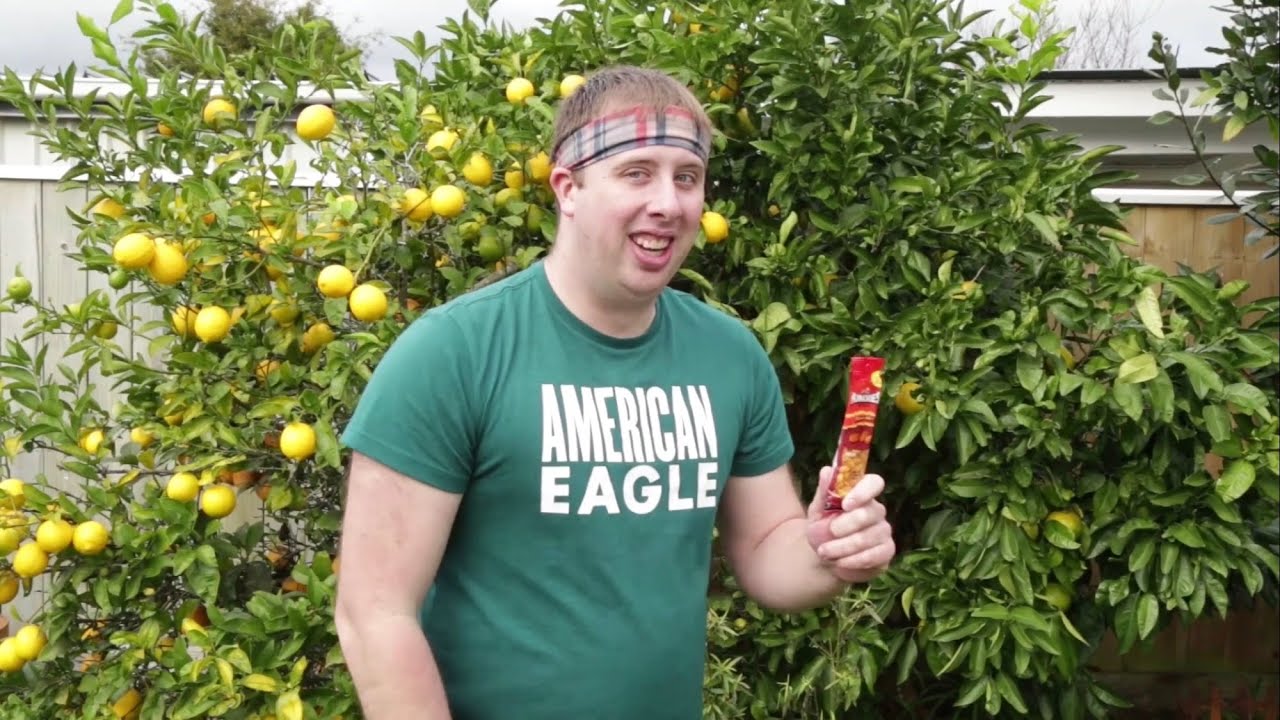 Frito Lay Munchies Flamin Hot Peanuts - Chit Reviews - YouTube