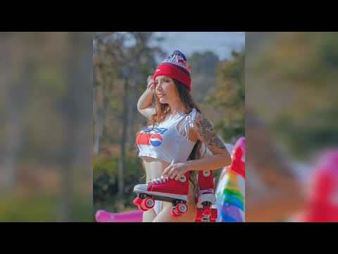 ALINE FARIAS VIVO KEYD