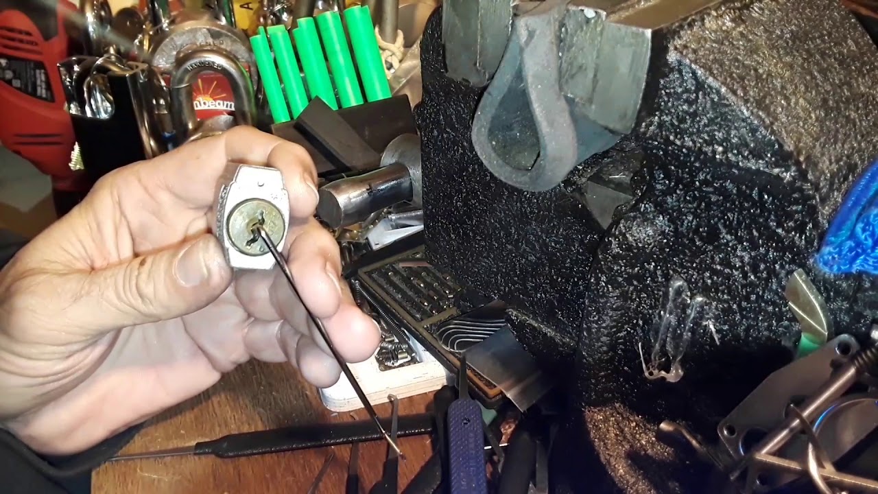 (611) Small Chicago Wafer Lock Picked Open & My New Year's Resolution ...
