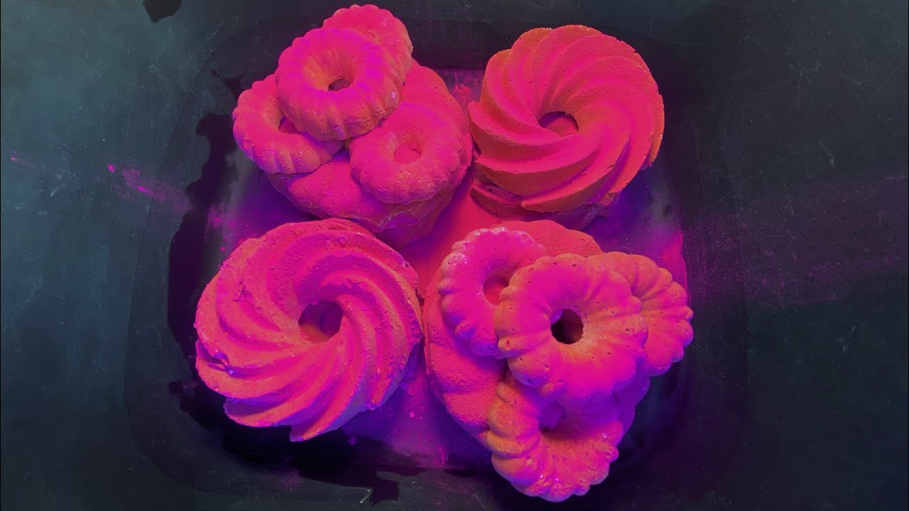 ASMR-3k Insta Celebration 🎉💖 Glitter Mix Bundts ☺️ - YouTube