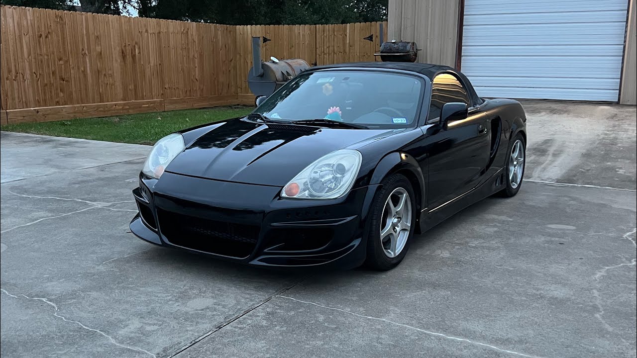 Mr2 Spyder gets Painted - YouTube