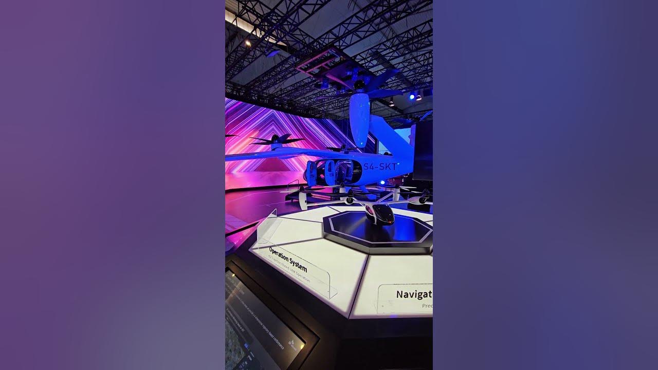 MWC 2024: helicóptero dron S4-SKT - YouTube