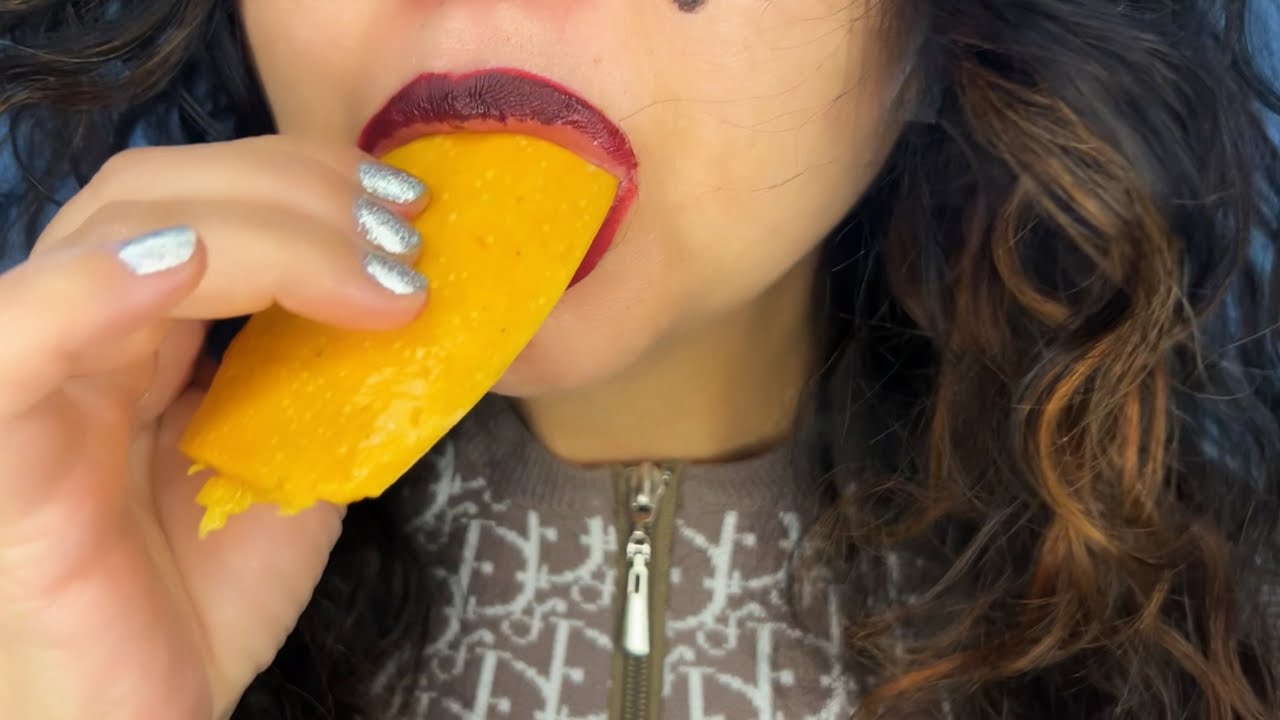 ASMR / Juicy mango / Fruits - YouTube