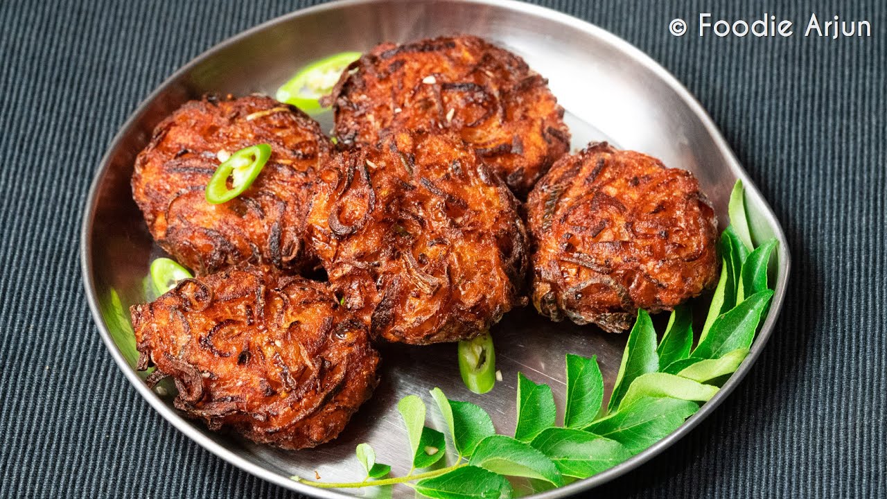 Tasty Ullivada...!!!! ||| Tasty Ullivada Recipe ||| Ulli Vada Kerala ...