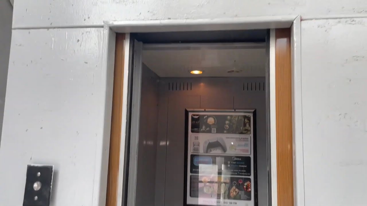 DARK AND CREEPY Soviet elevator - YouTube