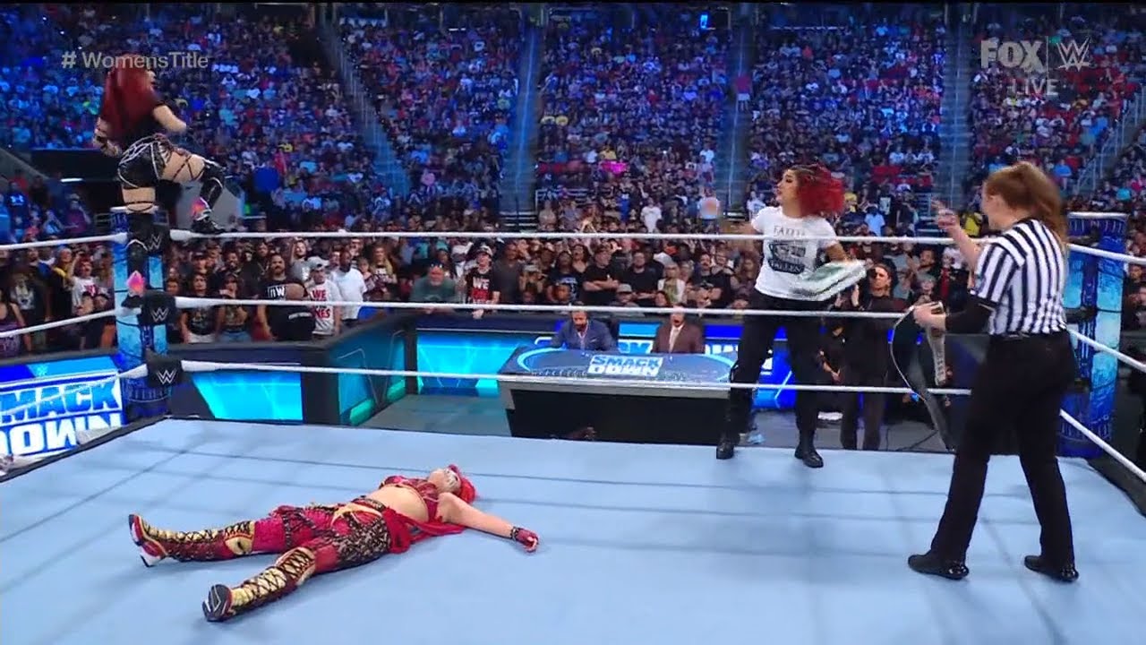 Asuka vs. Bianca Belair - Title Match (2/2) - WWE SmackDown 7/14/2023 ...