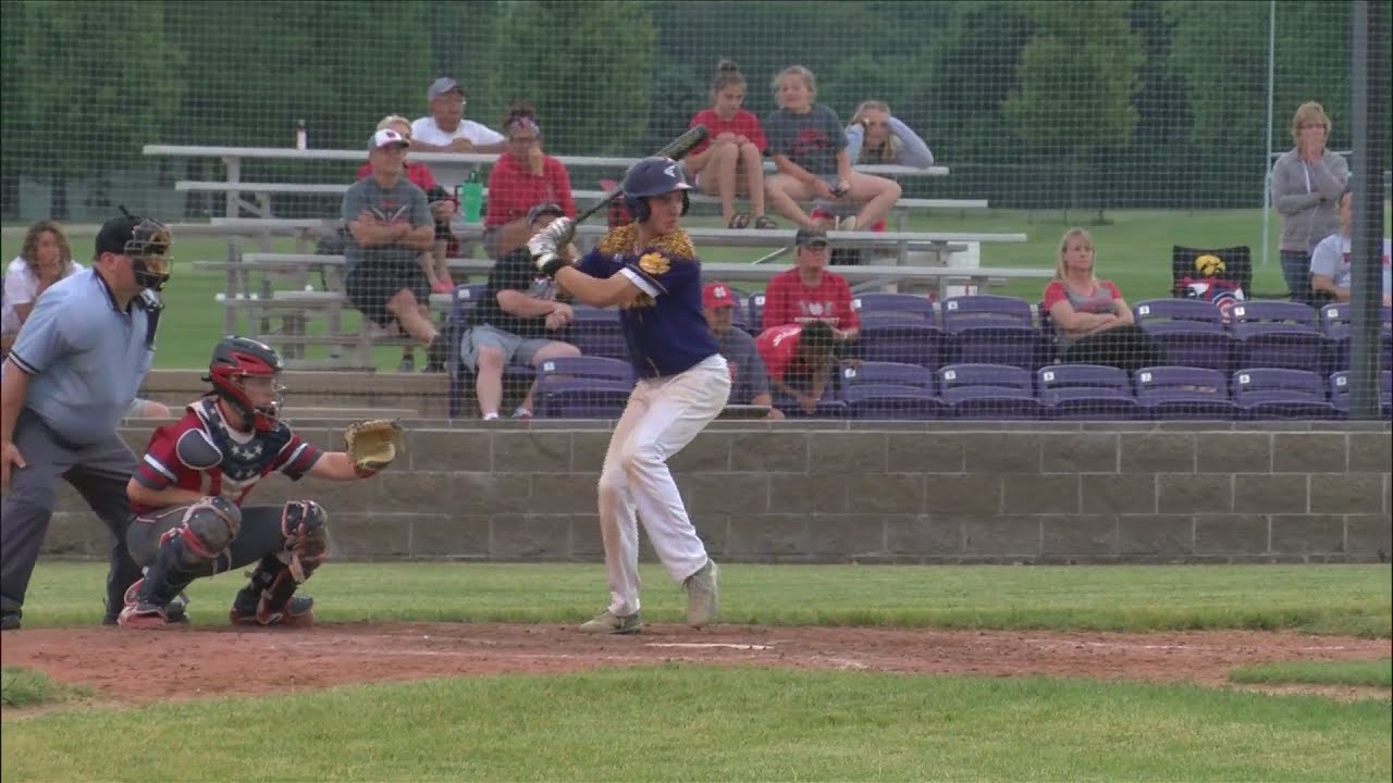 Central De Witt stay unbeaten with win over North Scott - YouTube