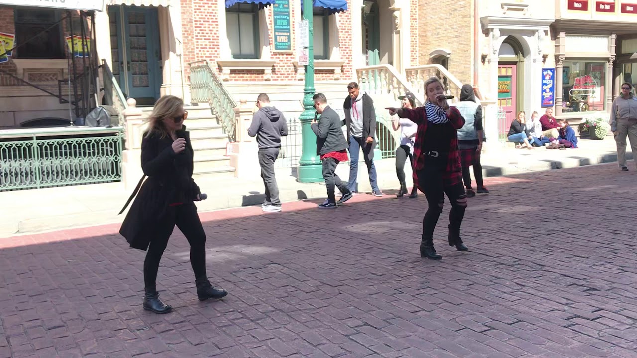 Sing it show at universal studios Orlando (set C without host) - YouTube