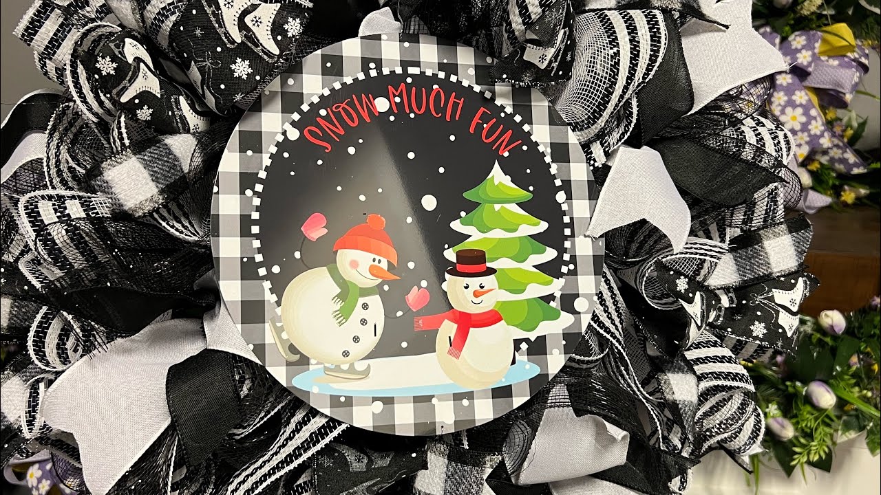 How to make a Snowman Double Woodland Ruffle and Ruffle Deco Mesh ...