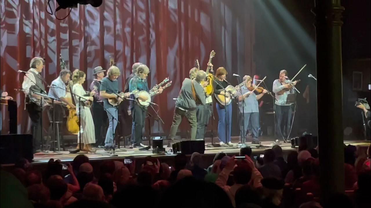 “Tennessee” at the Ryman - Billy Strings, Bela Fleck (My Bluegrass Heart All Star concert ...