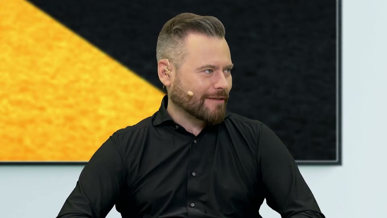 STAN FUTBOLU: MLADENOVIĆ ZAWIESZONY, FINAŁ PUCHARU POLSKI W CIENIU KAR ...