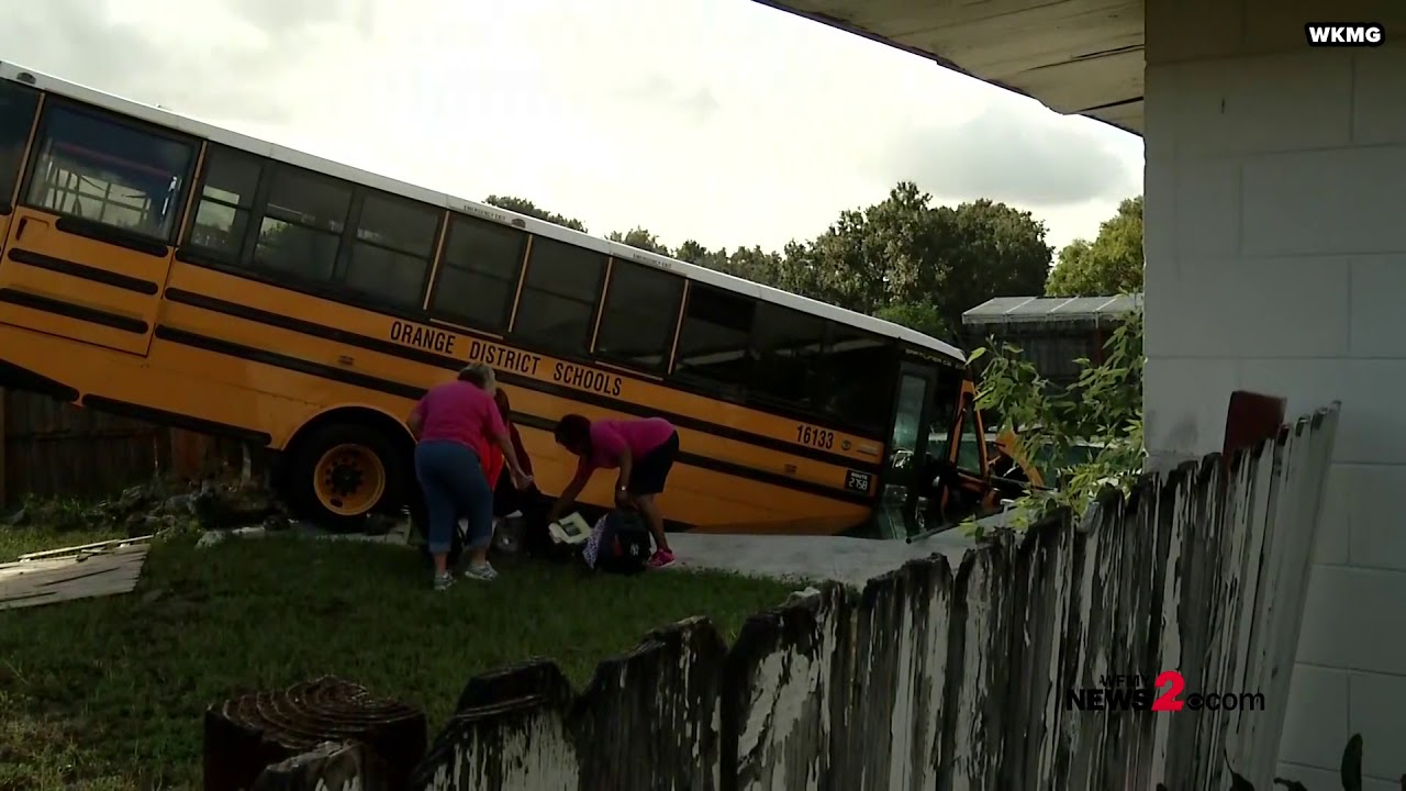 SCARY! School Bus Carrying Students Crashes Into Pool - YouTube