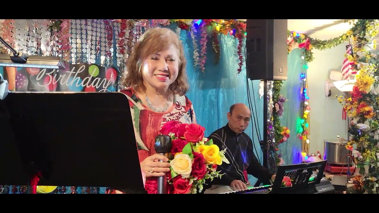 Lisa-Cho Em Một Ngày - YouTube