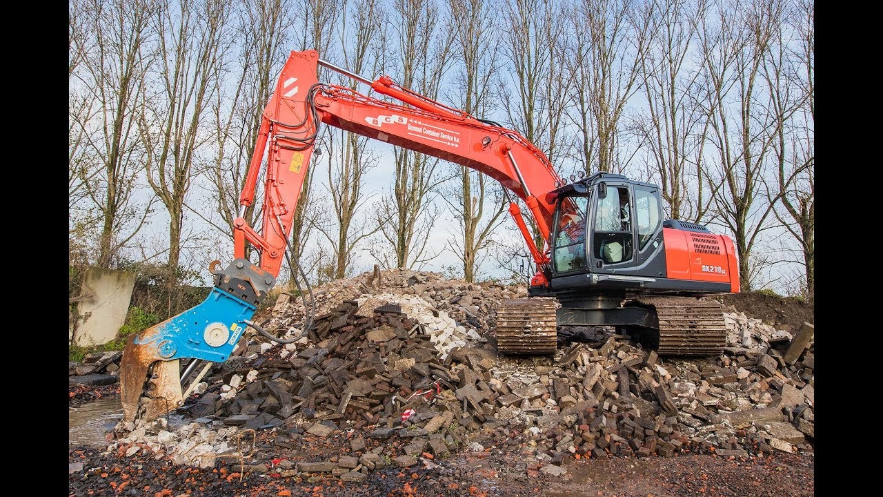 Kobelco SK210LC-10 graafmachine met OKADA vergruizer voor Bemmel ...