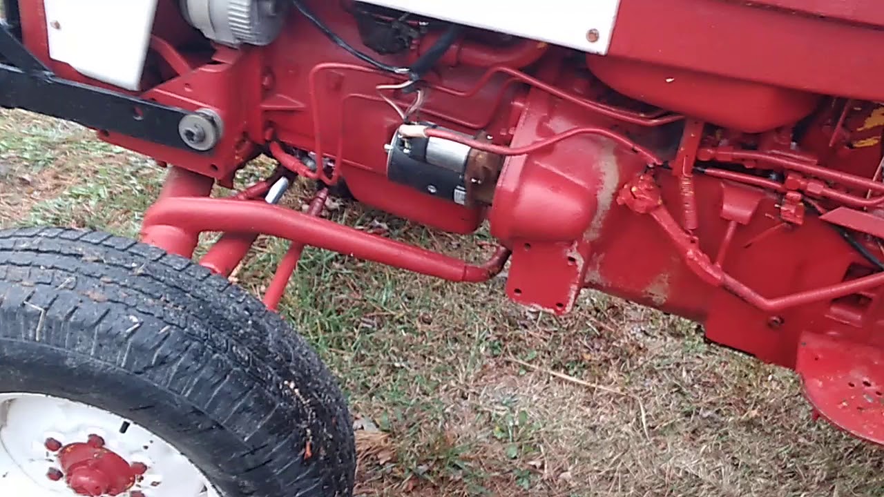 Starting up IH 2444 - YouTube