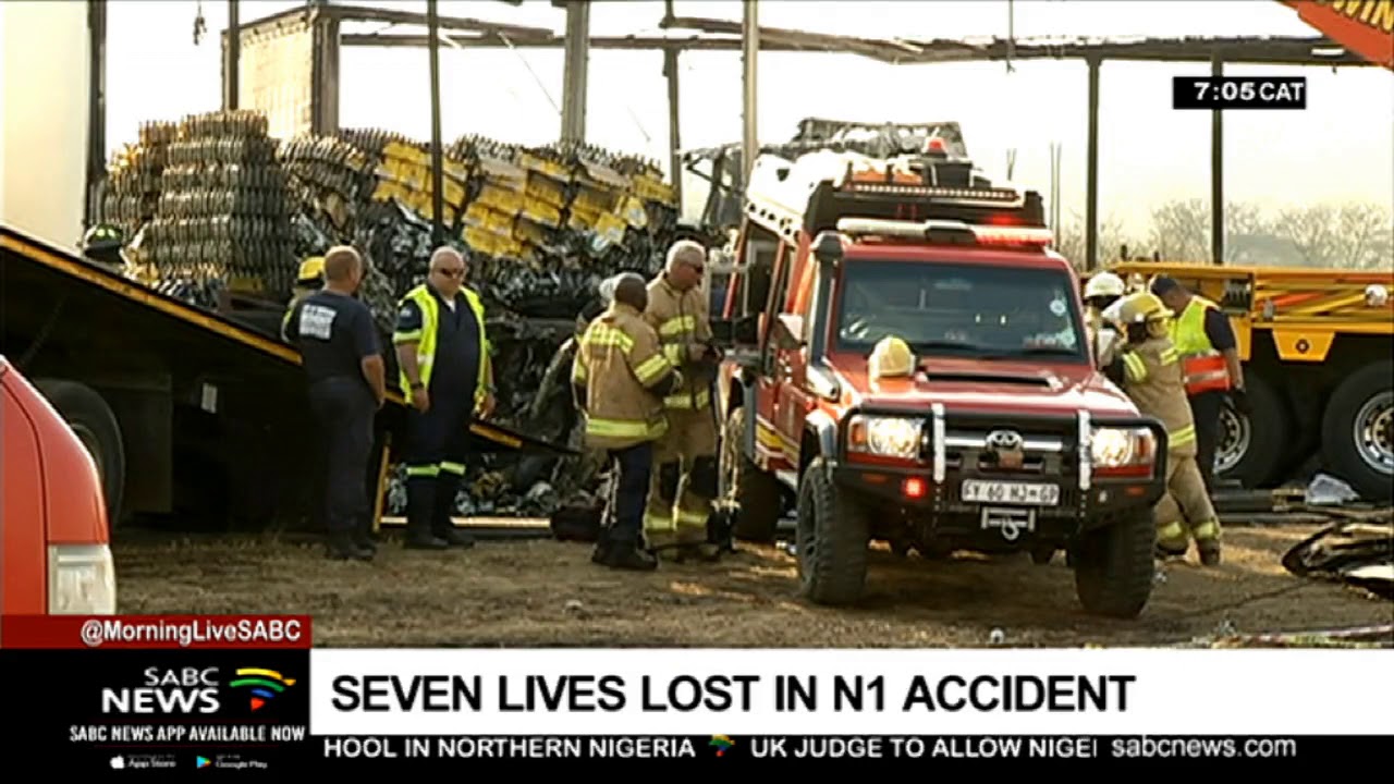 Investigation underway after 7 die in a horror crash on N1 - YouTube