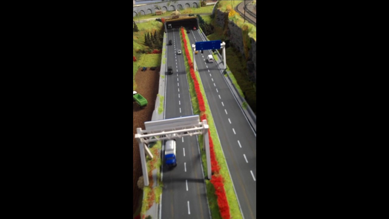 Autosnelweg - YouTube