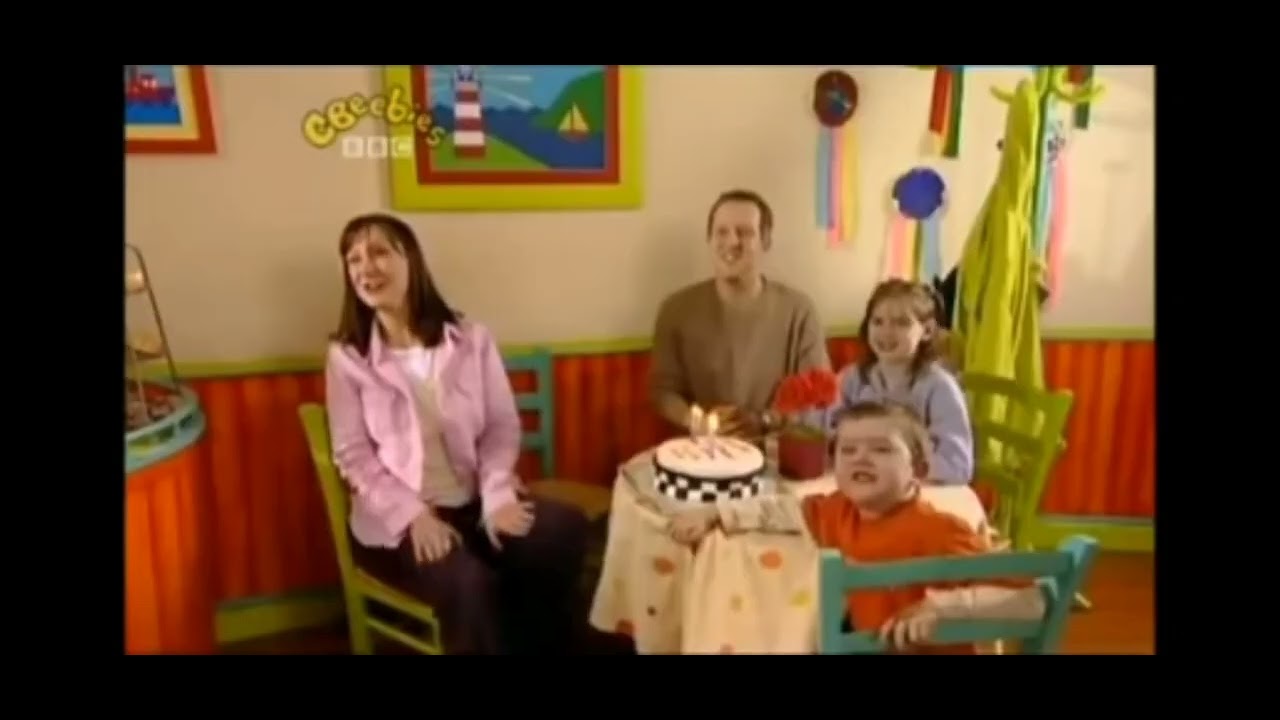 Singing Happy Birthday to PC Plum | Balamory (2004) - YouTube