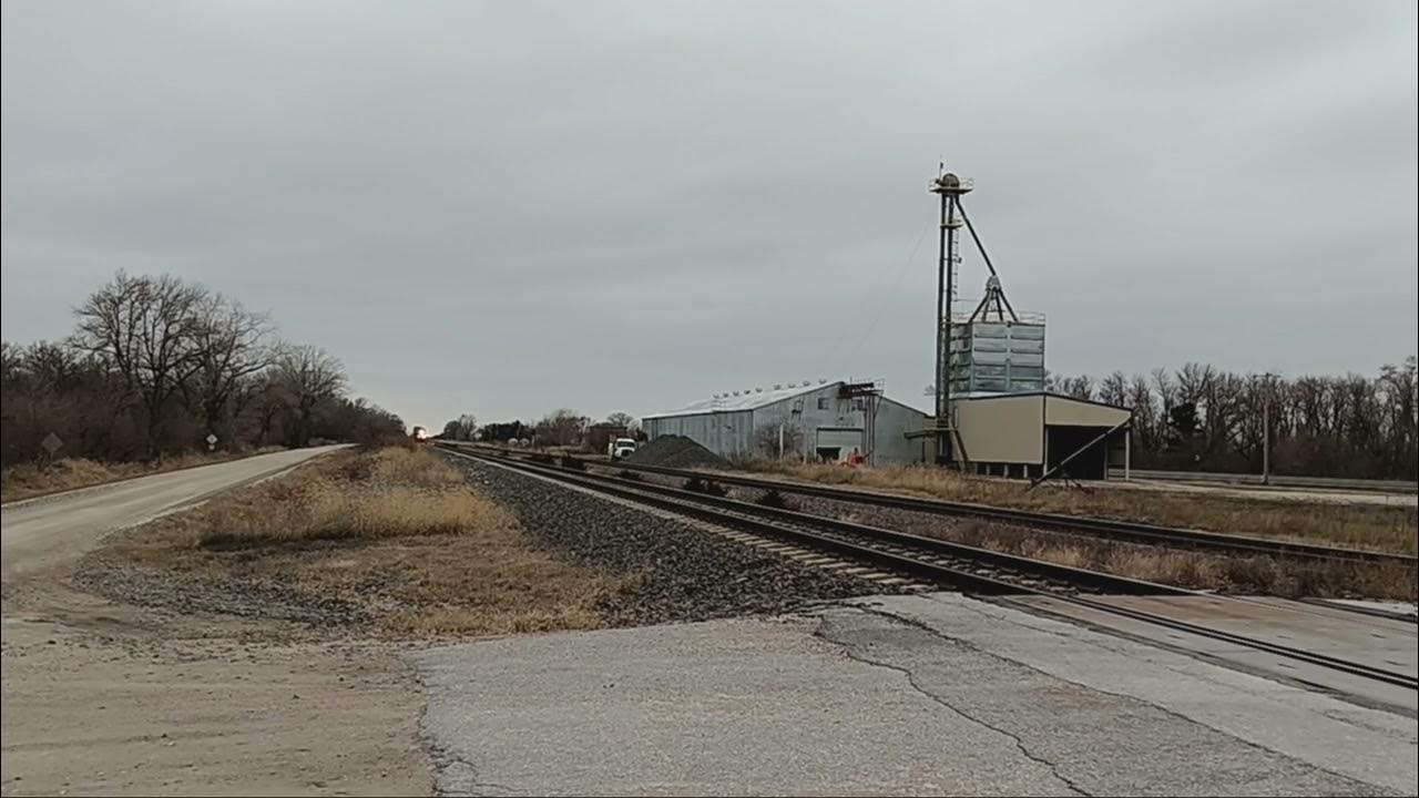 UP #8135 Intermodal Train E in Ames, NE (11-30-24) - YouTube