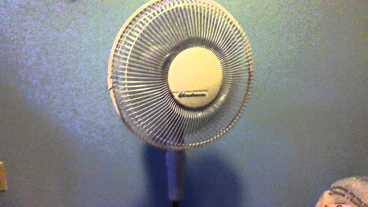 12" Windmere Oscillating Stand Fan - YouTube