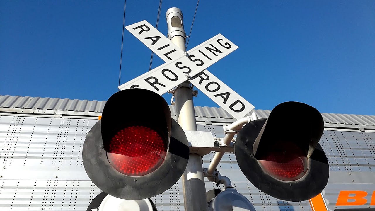 GENERAL SIGNALS TYPE 2 ELECTRONIC BELL - YouTube