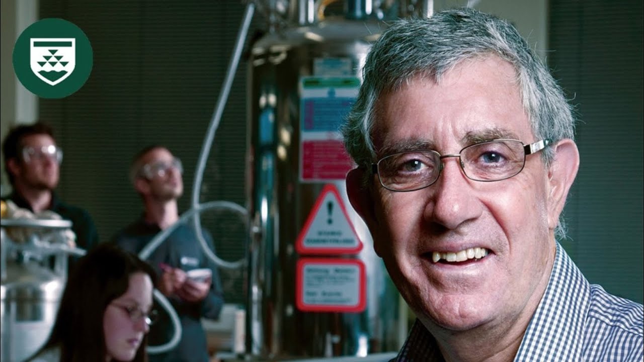 Chancellor’s Lecture—Professor Sir Paul Callaghan - YouTube