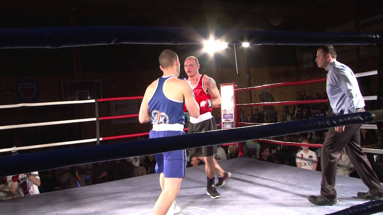 Marek Najman vs Aleš Včeliš, Boxing Poděbrady - YouTube