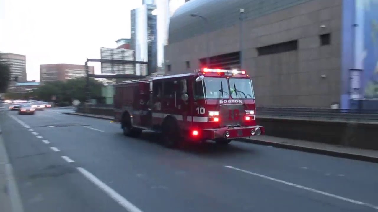 Boston Fire Dept Tower Ladder 3 and Engine 10 Responding - YouTube