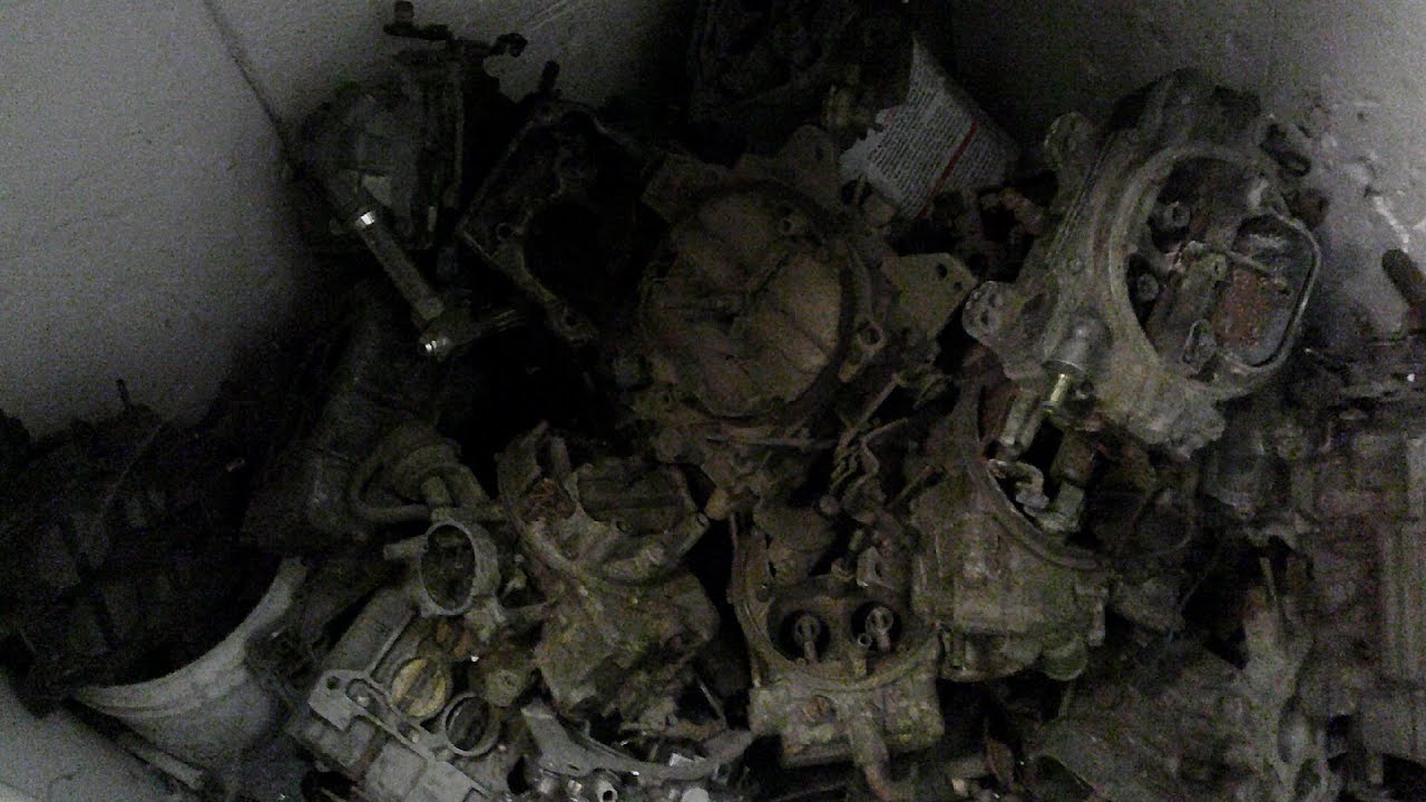 How to identify carburetors. Holley Edelbrock Carter Thermoquad ...