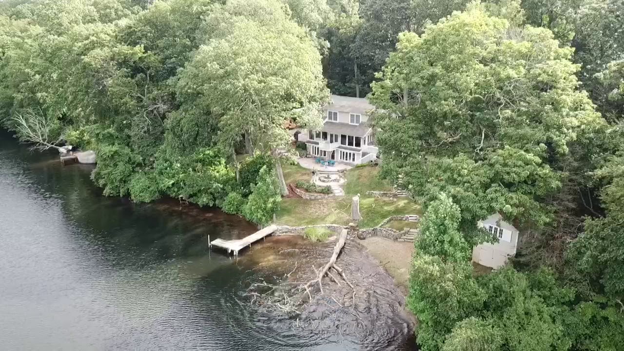 Large Tree Dropped Safely Into Water YouTube large-tree-dropped-safely-into-water-youtube
