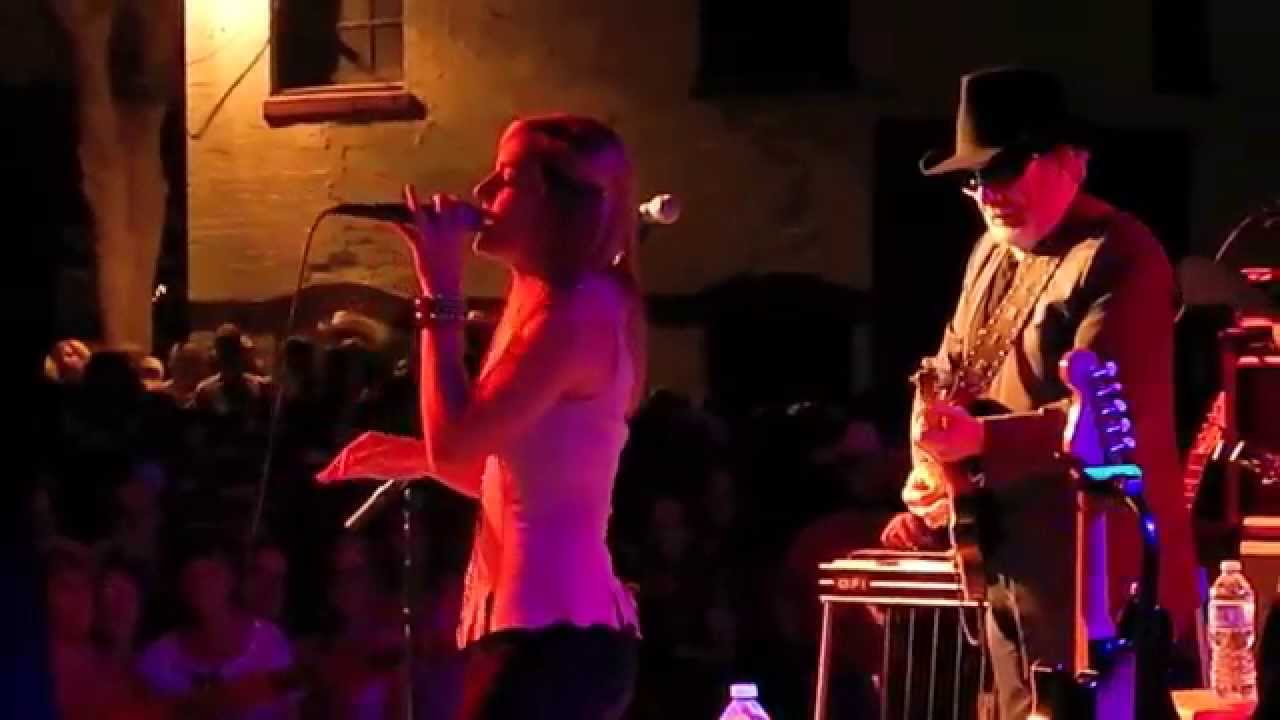 Merle Haggard And Mary Sarah Duet On The Fightin Side Of Me Youtube
