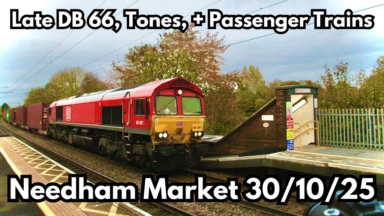 A few trains at Needham Market 30/10/25 | Late DB 66, Tones ...