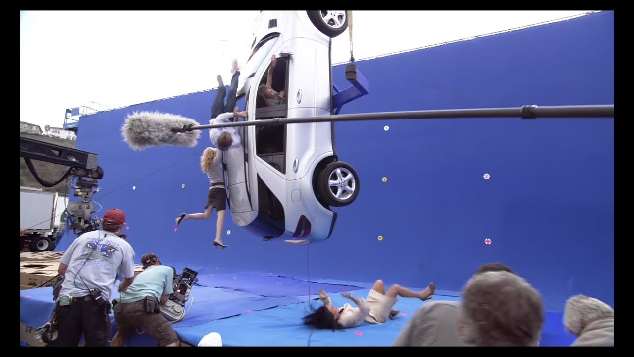 Transformers 2007 Behind the Scenes: Easter Egg 1 - YouTube